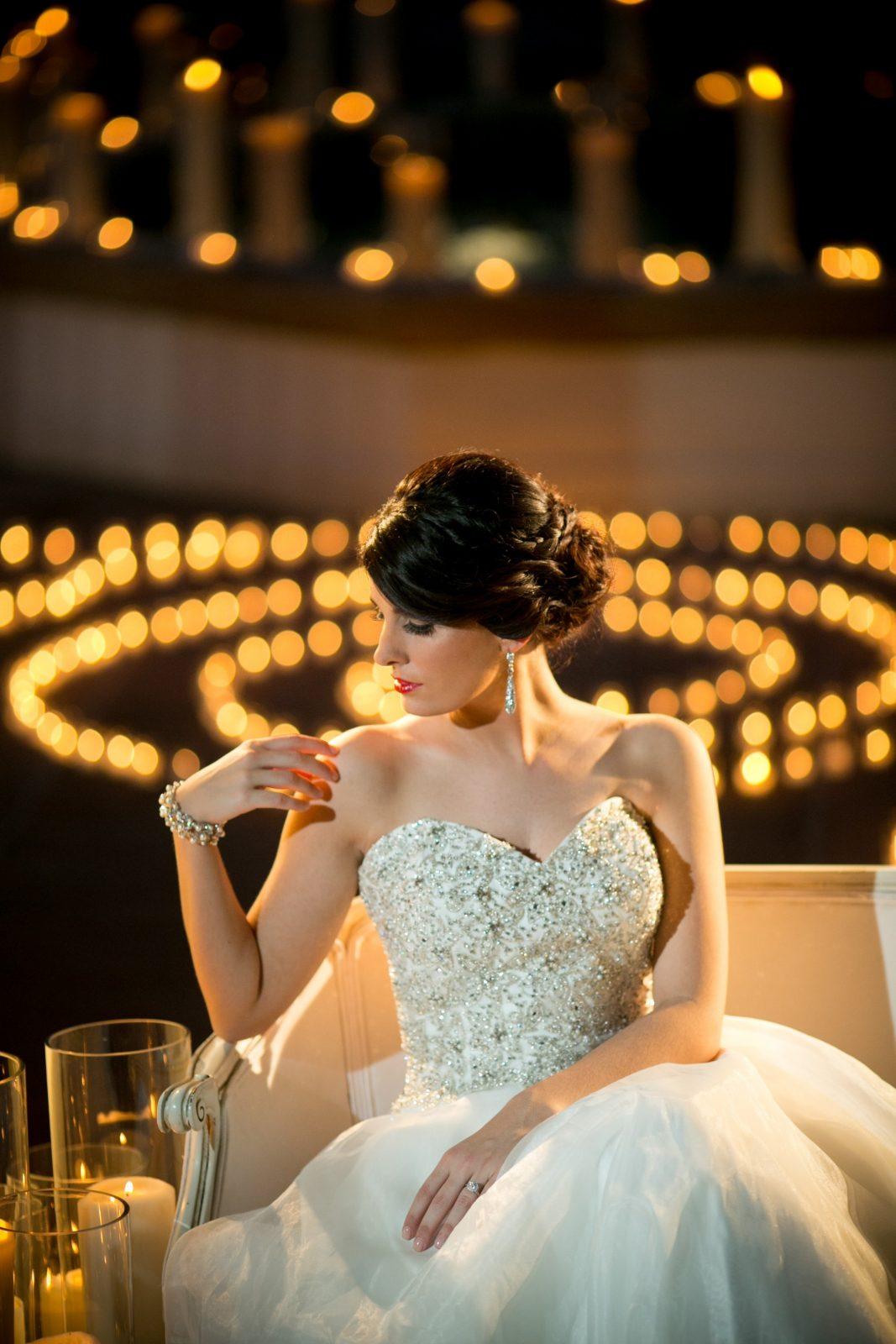 Candlelight Glow | NOW Weddings Magazine 💍